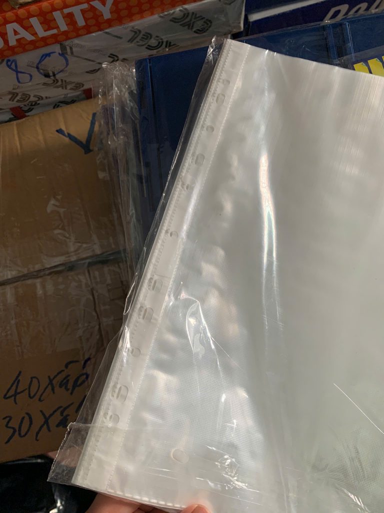 Bìa lỗ A4 - 500g (100 cái / xấp) - Văn Phòng Phẩm - Dụng cụ Văn Phòng giá rẻ gần đây nhất TPHCM